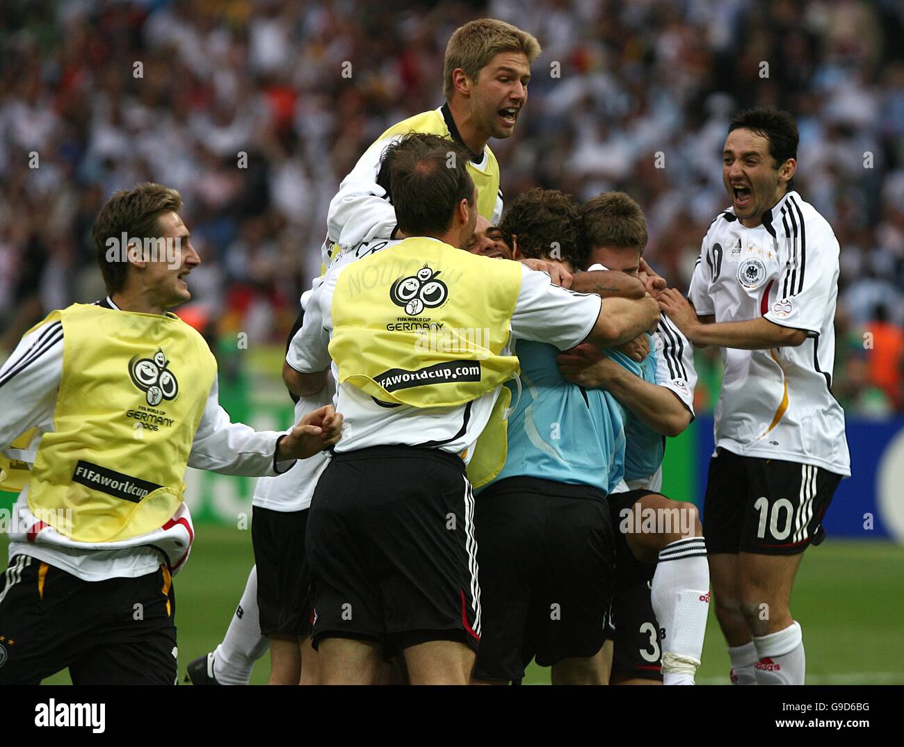 Germanys goalkeeper jens lehmann hi-res stock photography and images ...