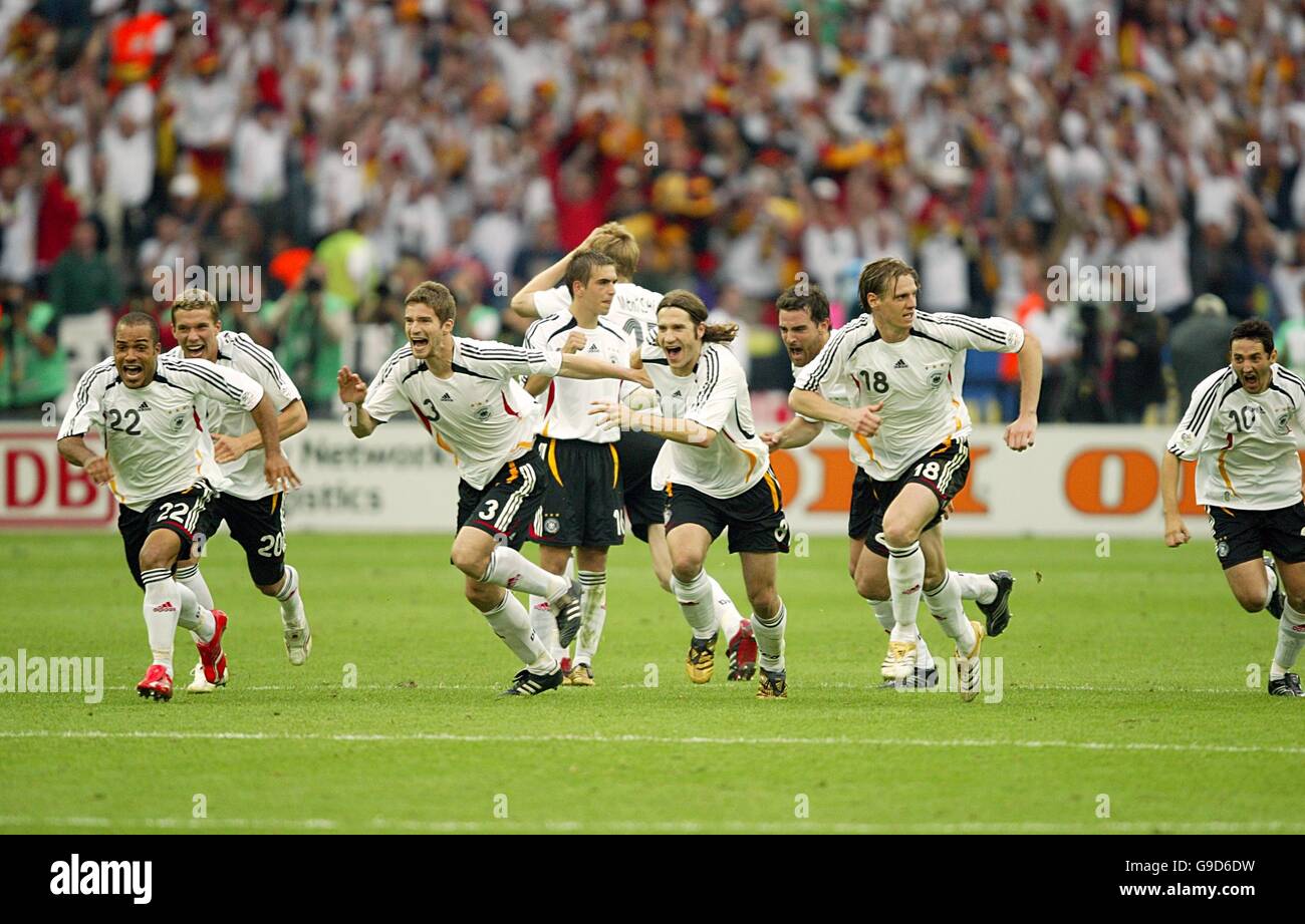 Soccer - 2006 FIFA World Cup Germany - Quarter Final - Germany v ...