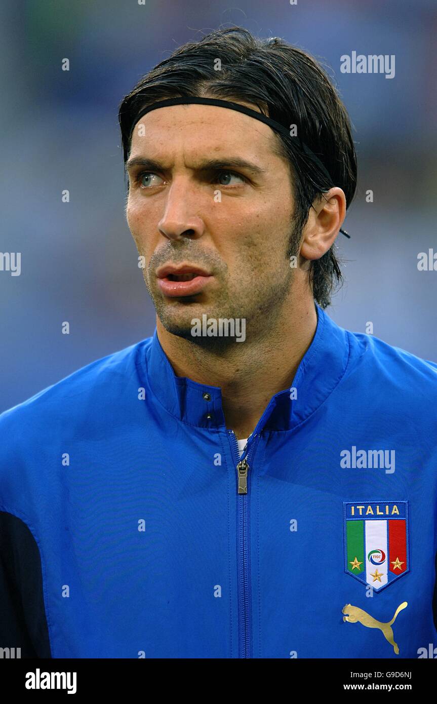 Gianluigi buffon italy 2006 hi-res stock photography and images - Alamy