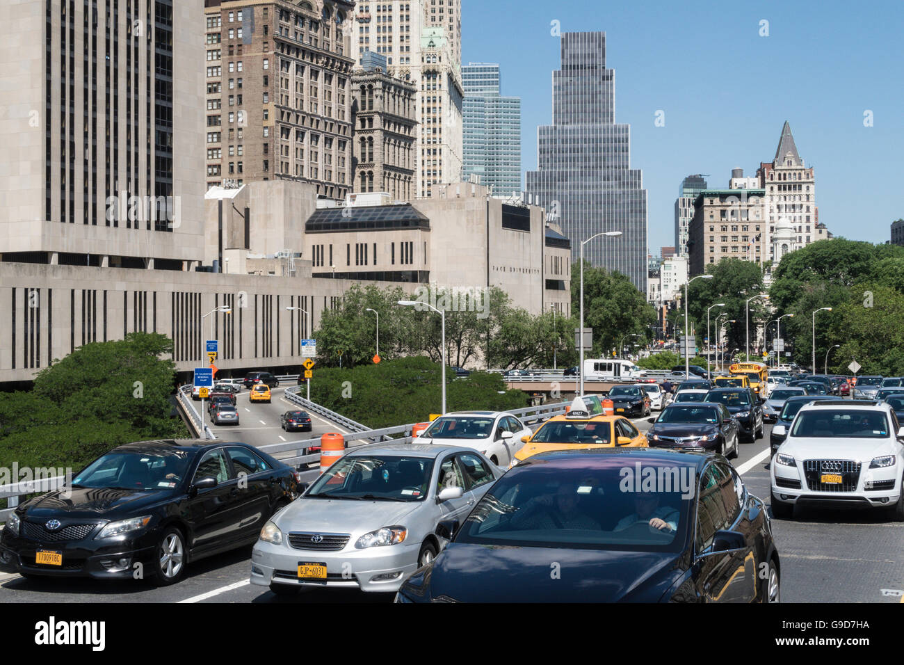 Traffic , Entry Ramps , Brooklyn Bridge, NYc, USA Stock Photo - Alamy