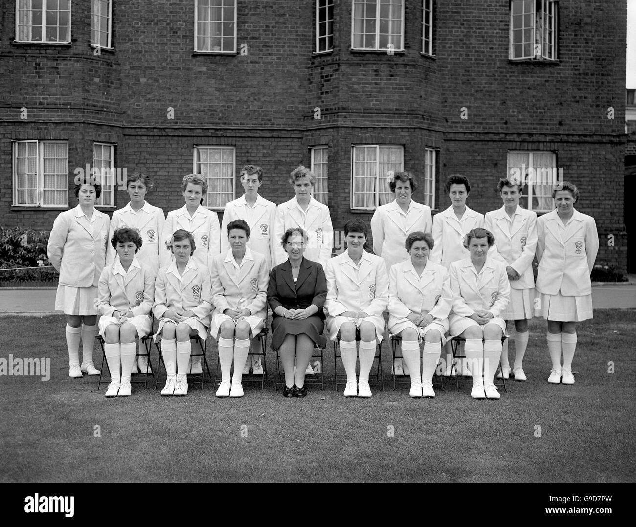 England women's cricket team australia hi-res stock photography and ...
