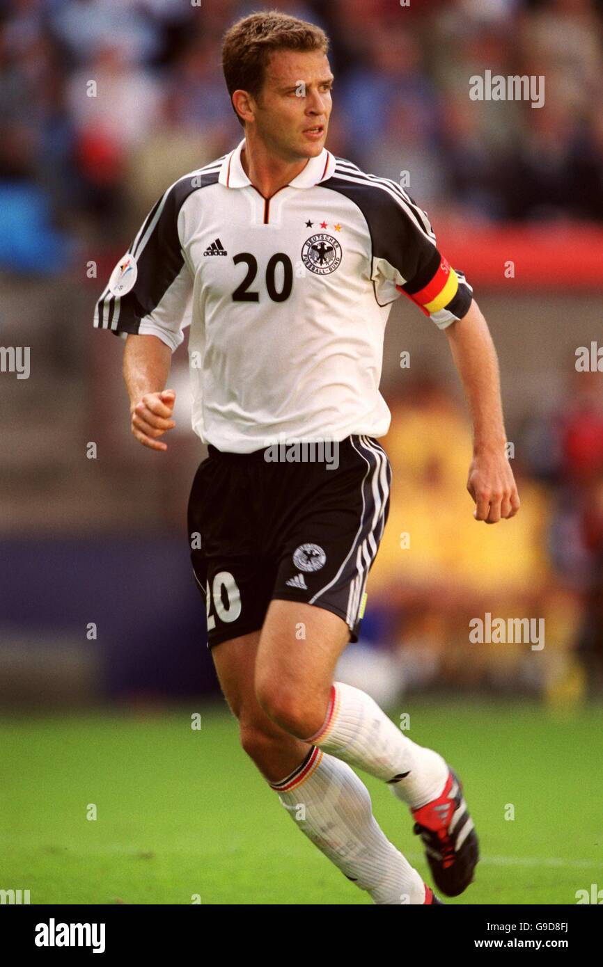 Soccer - Euro 2000 - Group A - Germany v Romania Stock Photo - Alamy