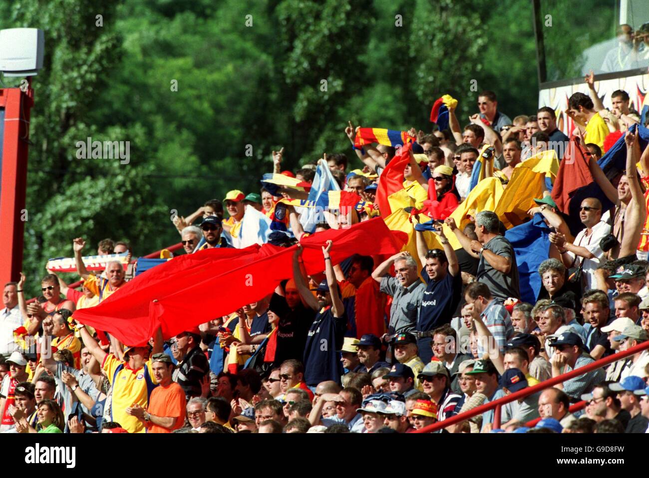 Soccer - Euro 2000 - Group A - Germany v Romania Stock Photo - Alamy