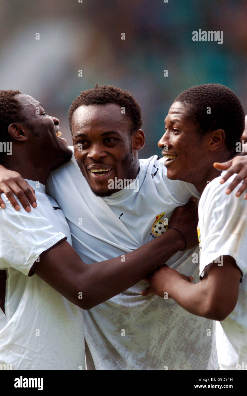 Essien goal ghana hi-res stock photography and images - Alamy