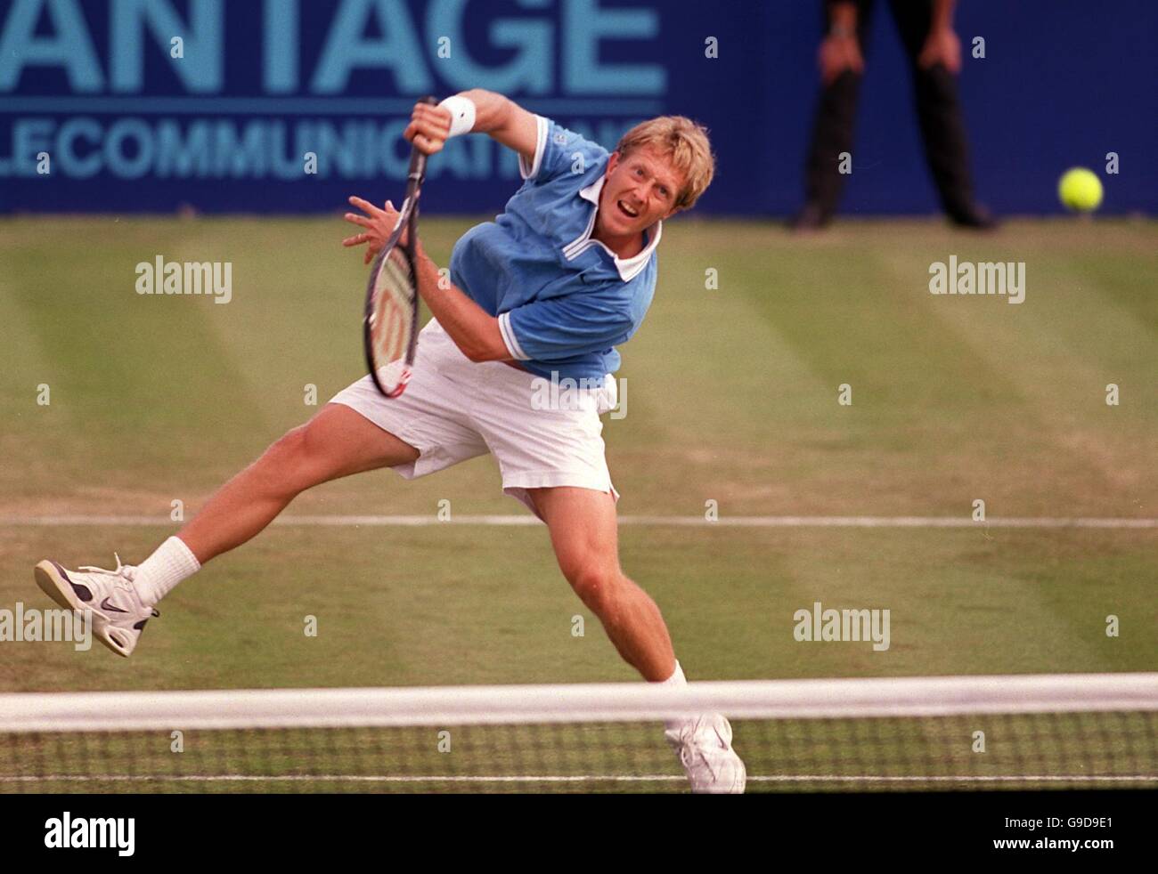 Full length stock smashing hi-res stock photography and images - Alamy