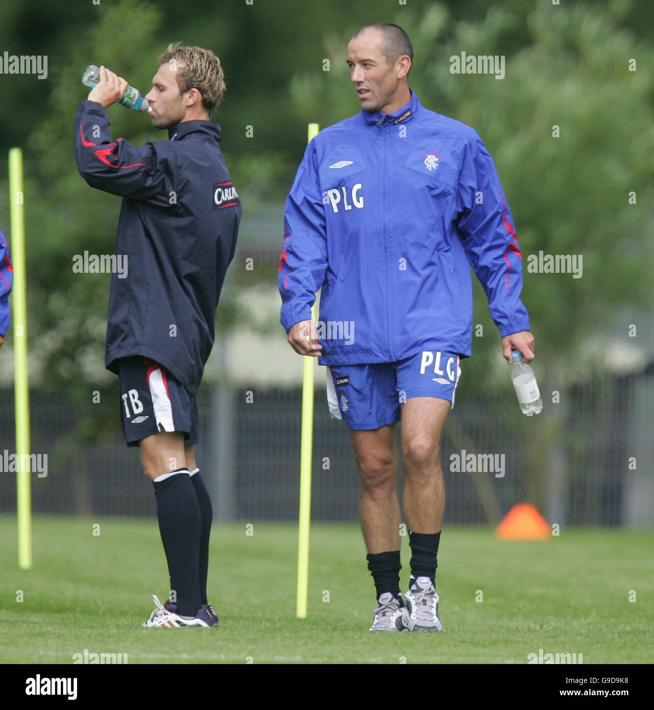 Yves colleu thomas buffel hi-res stock photography and images - Alamy