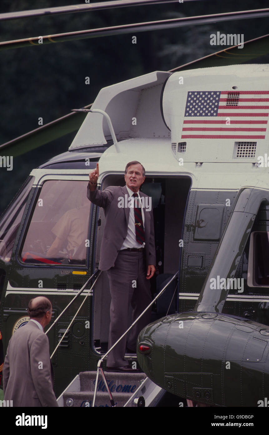 George bush dog ranger hi-res stock photography and images - Alamy