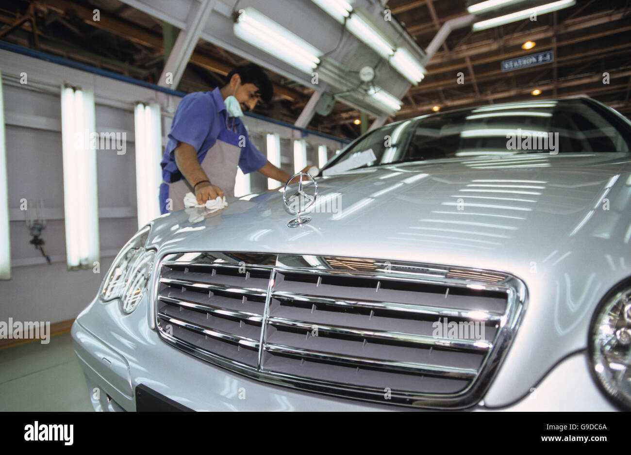 INDIA Maharashtra Pune, Daimler Chrysler Factory, assembly line for ...