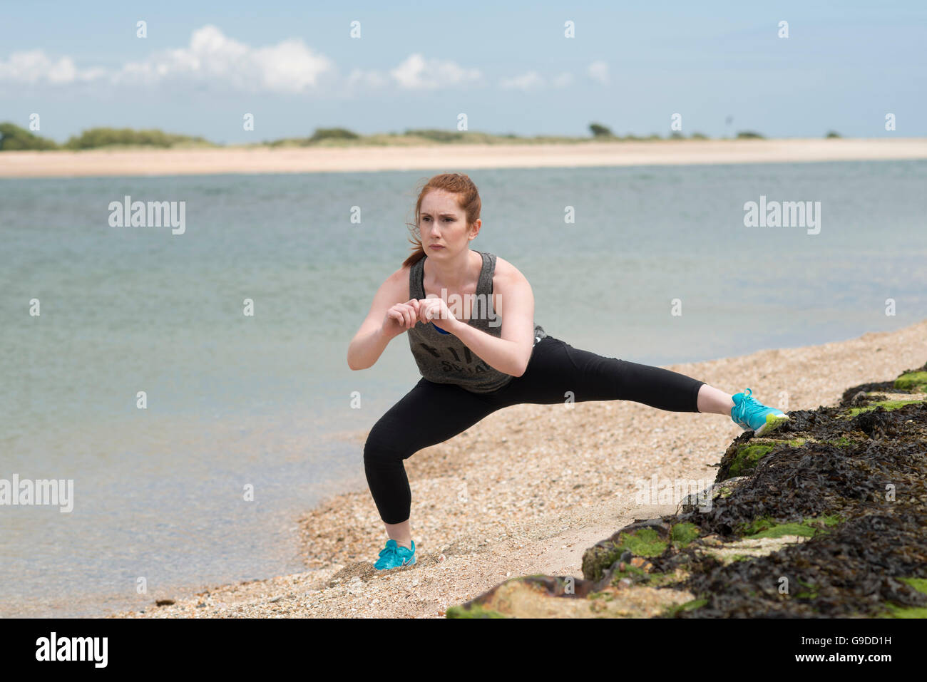 Leg squats hi-res stock photography and images - Alamy