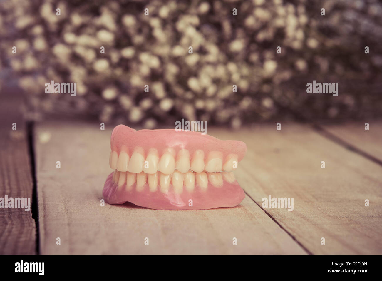 Vintage dentures hi-res stock photography and images - Alamy