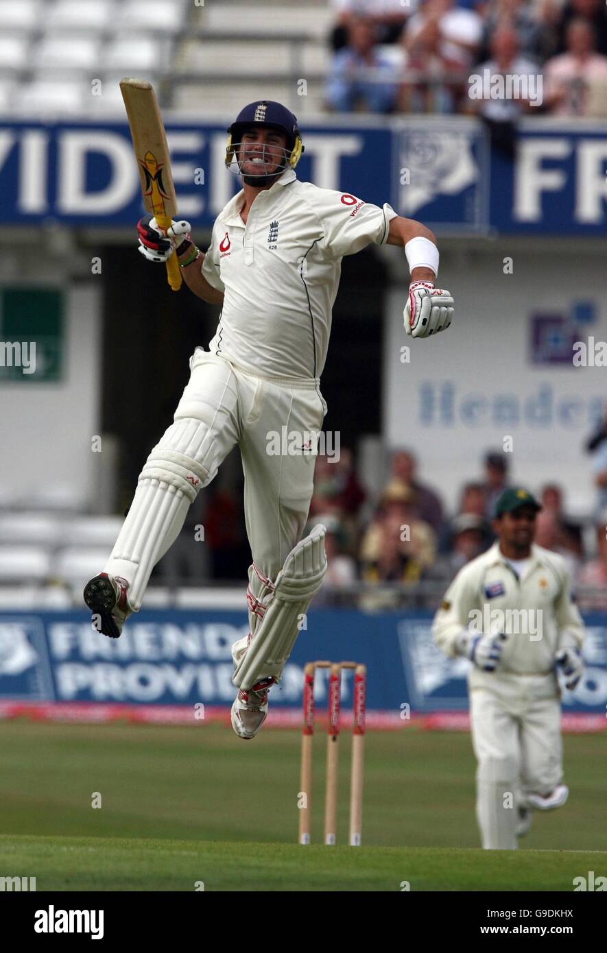 Cricket third test match hi-res stock photography and images - Alamy