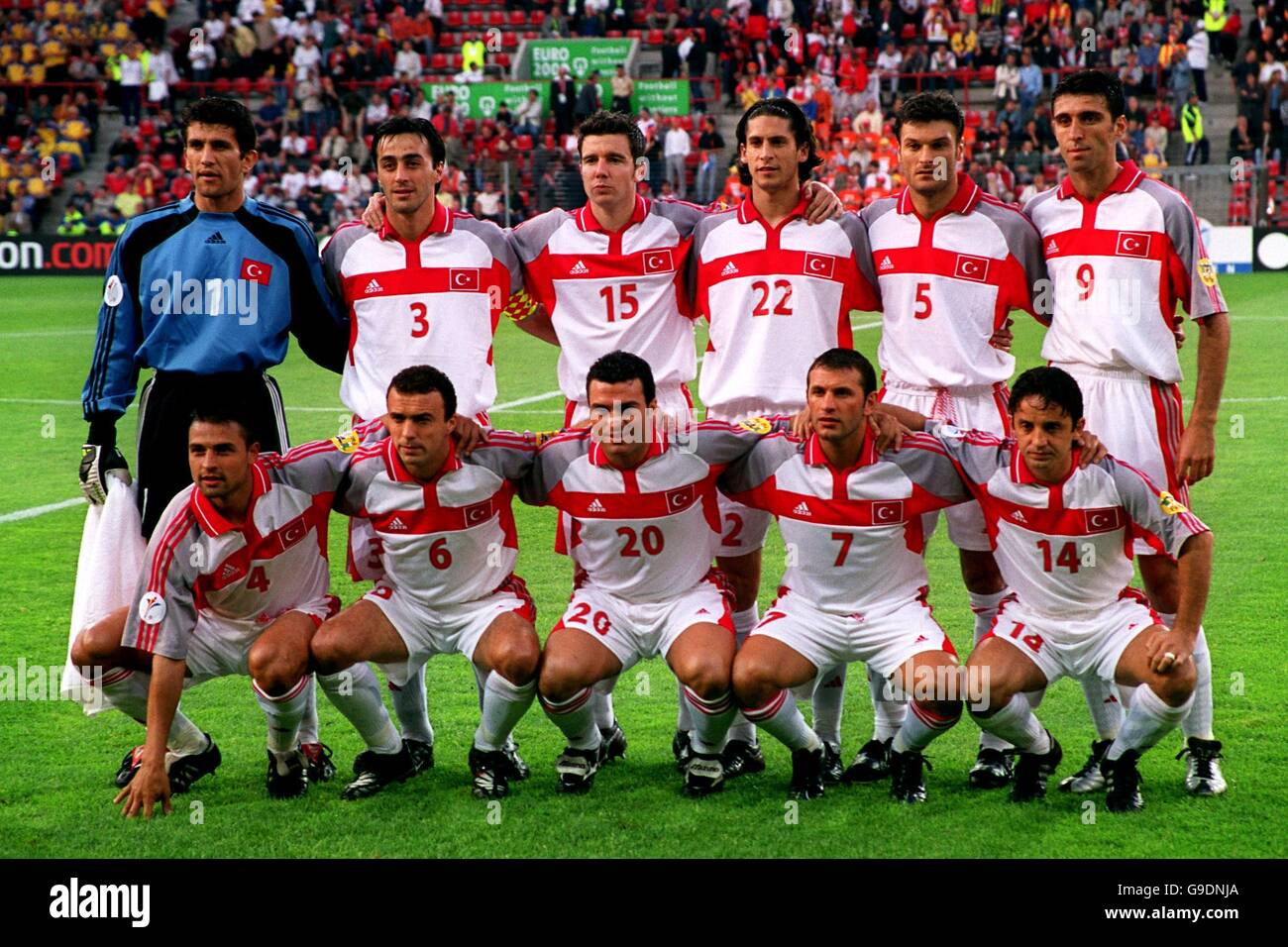Turkey team 2000 hi-res stock photography and images - Alamy