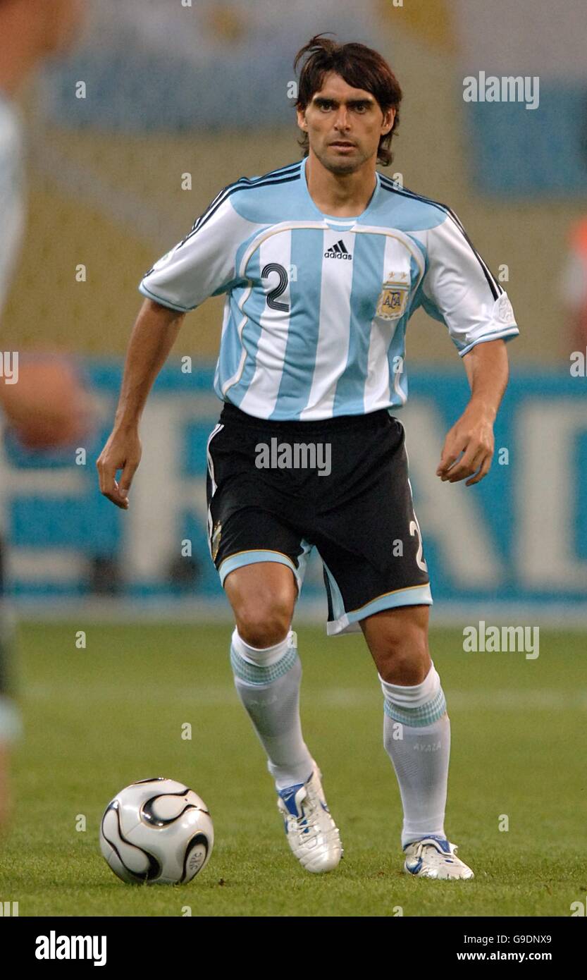 Roberto ayala hi-res stock photography and images - Alamy