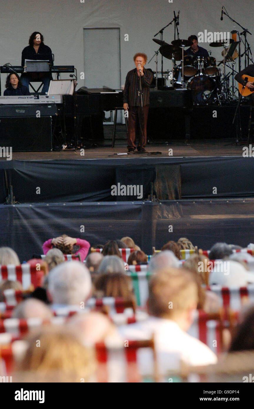 NO MERCHANDISING American singer Art Garfunkel performs a concert on ...
