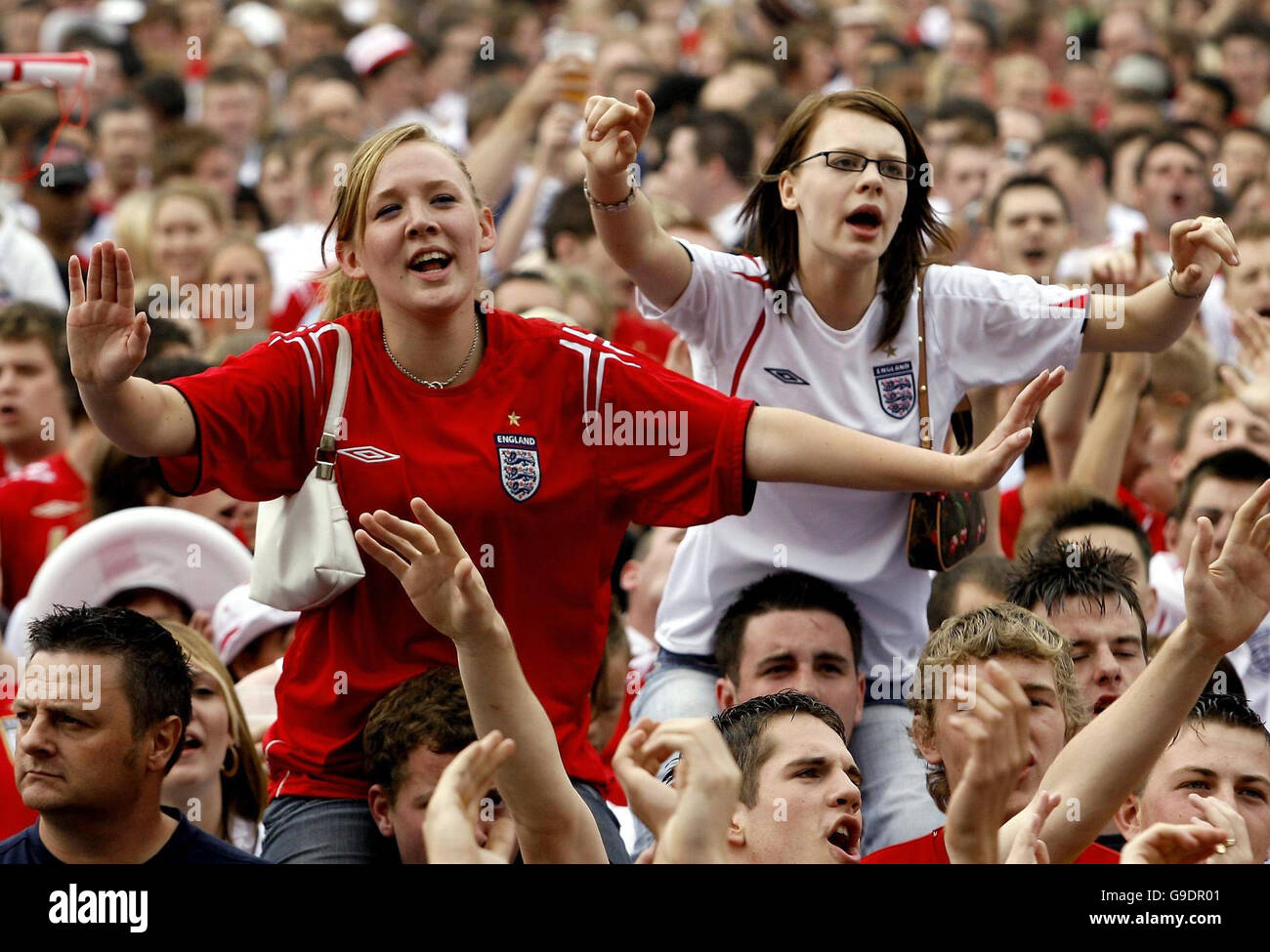 England football fans in the city square in leeds hi-res stock ...