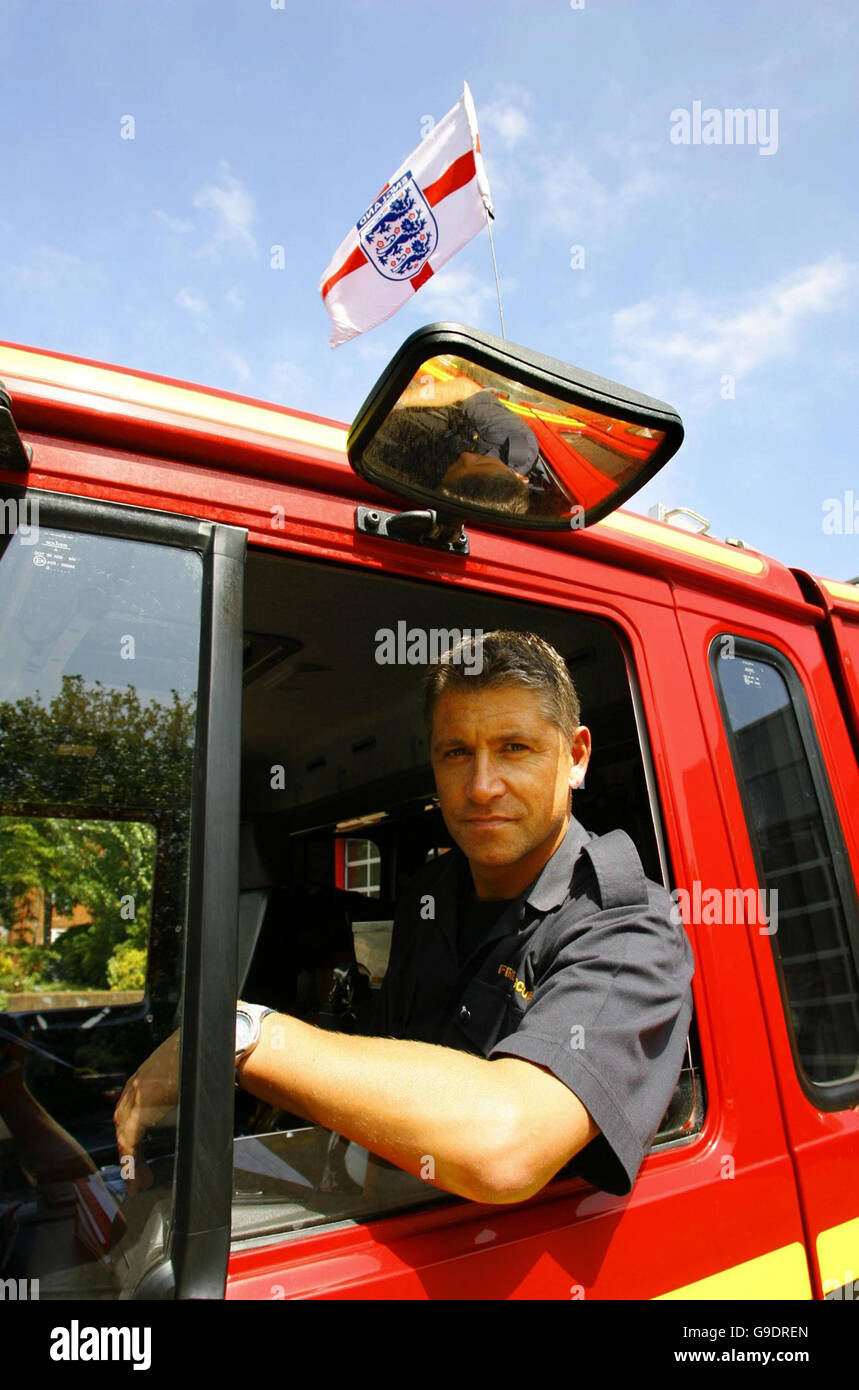 Portsmouth and southsea station hi-res stock photography and images - Alamy