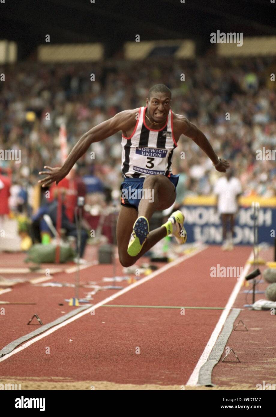 Larry achike triple jump alexander hi-res stock photography and images ...