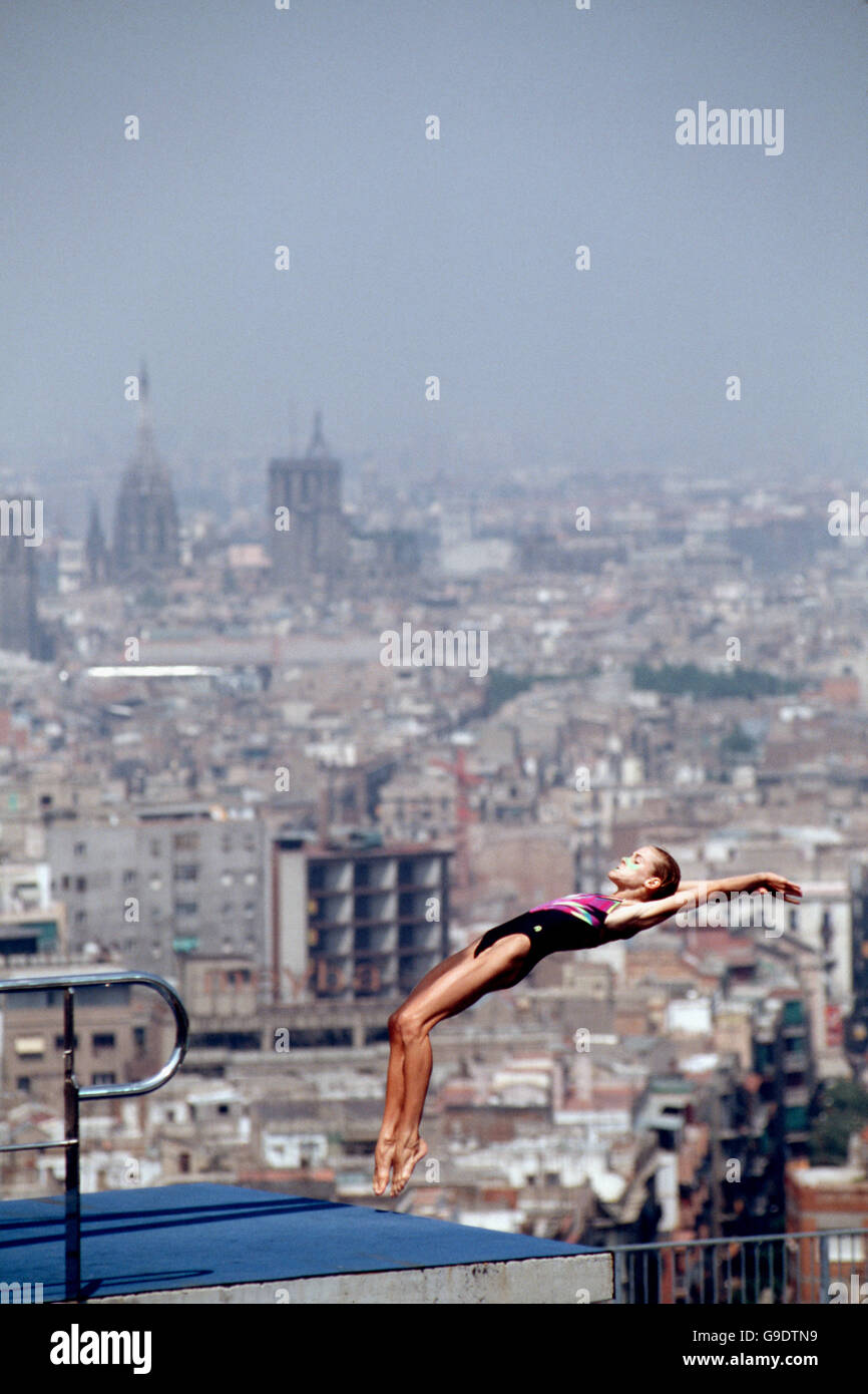 Diving off the 10m platform hi-res stock photography and images - Alamy