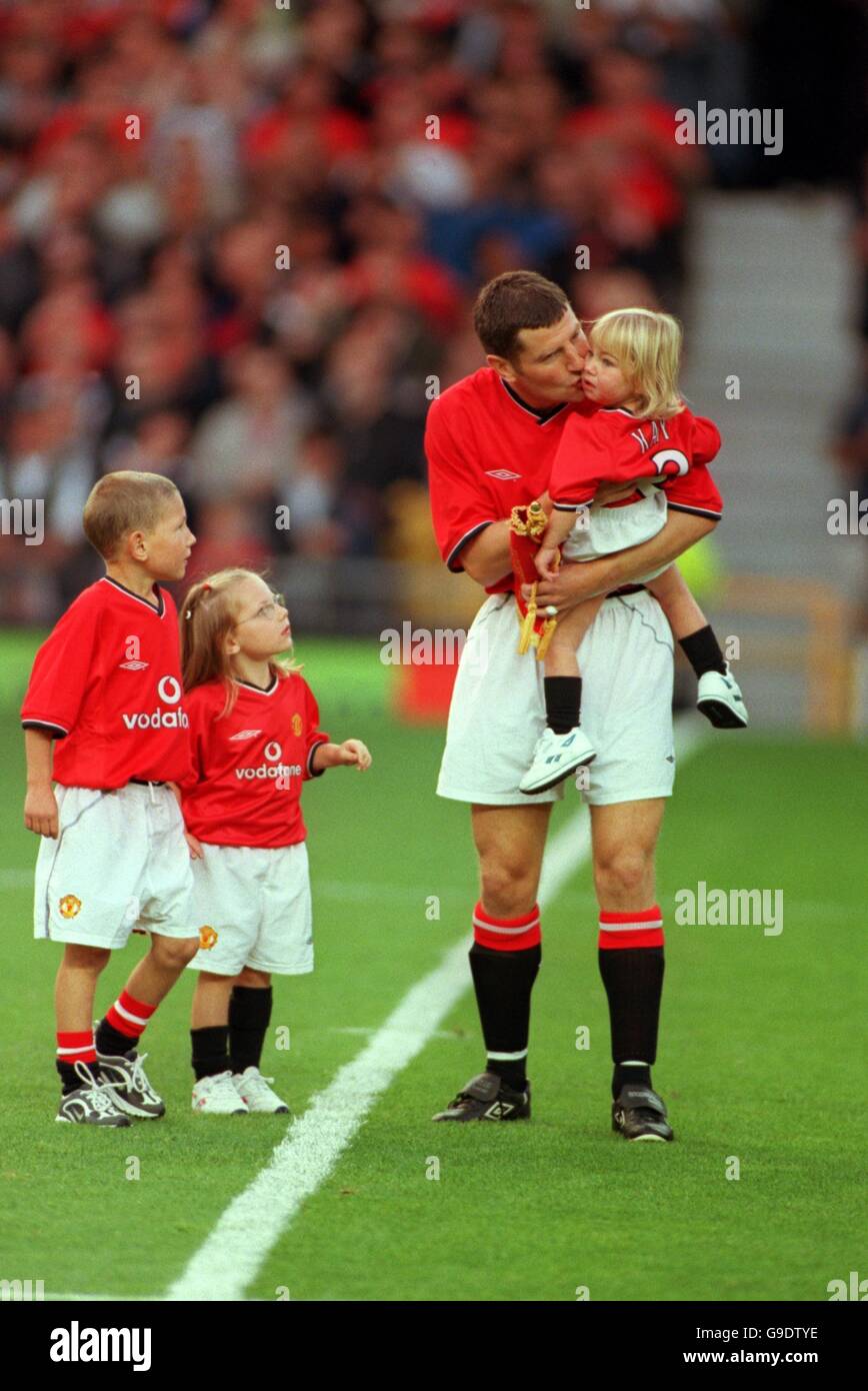 English Soccer - Dennis Irwin Testimonial - Manchester United v ...