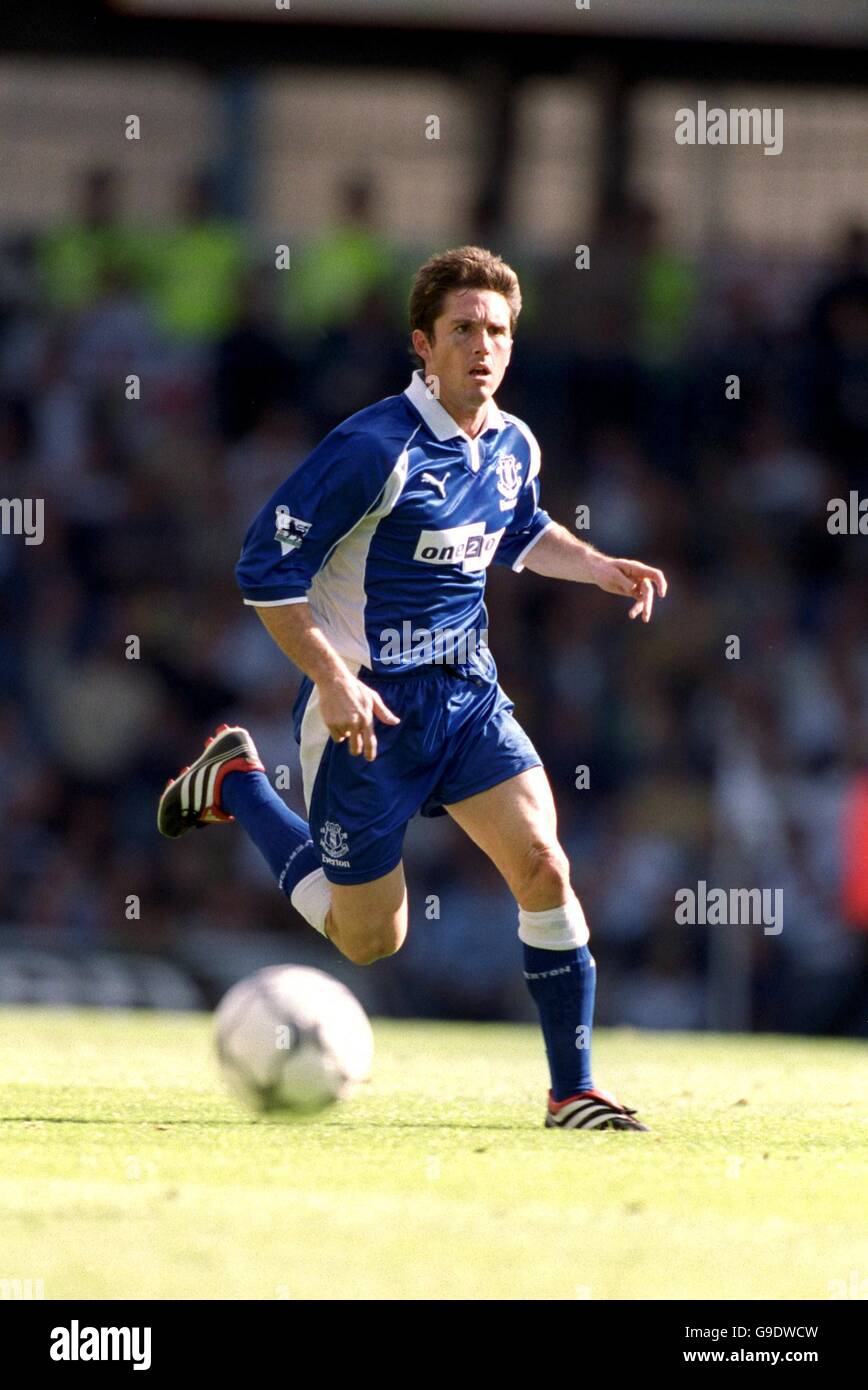 Soccer - FA Carling Premiership - Leeds United v Everton. Joe-Max Moore ...