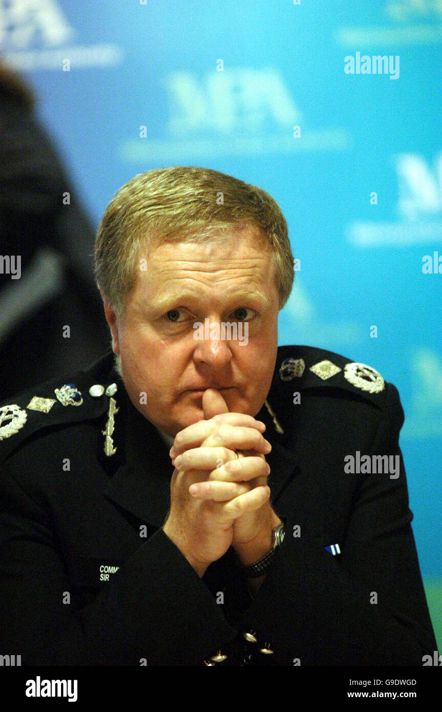 Assistant commissioner for specialist operations in the metropolitan ...