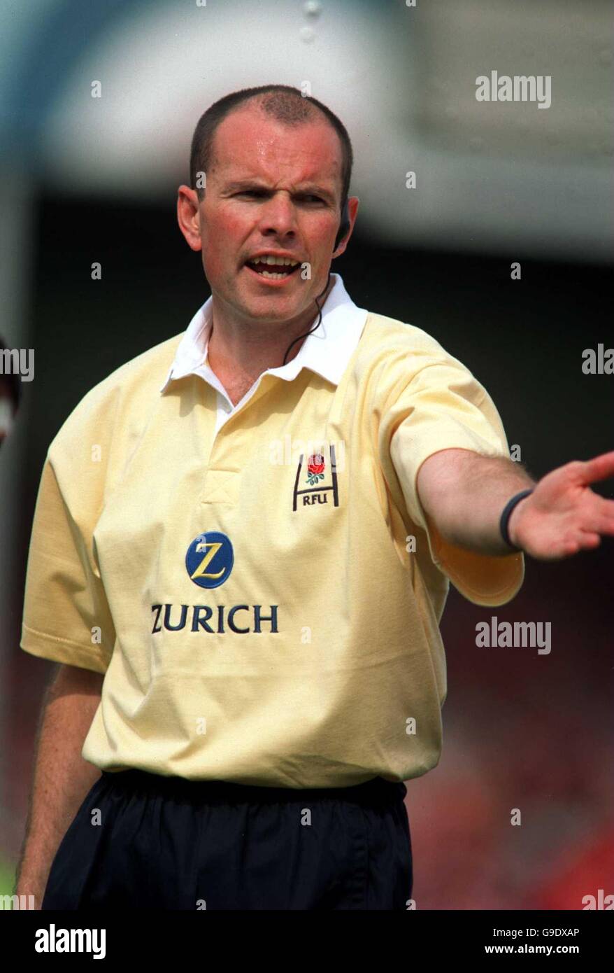 Referee geraint ashton jones hi-res stock photography and images - Alamy