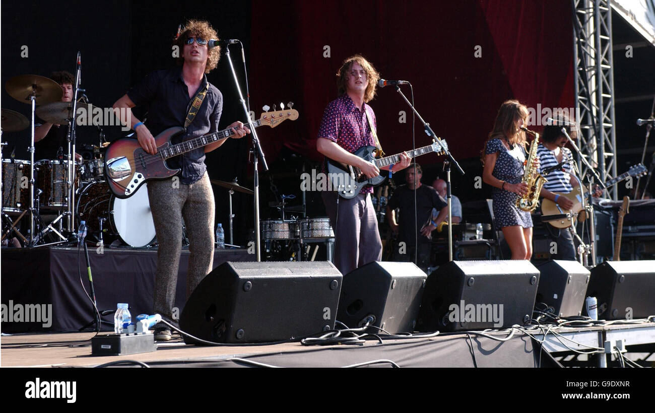 Perform at the hyde park calling festival in central london hi-res ...