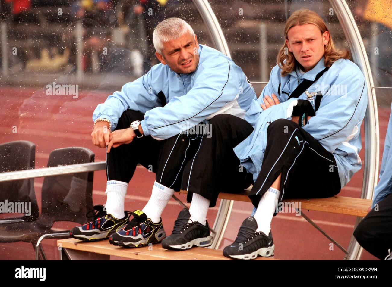 SS Lazio's Fabrizio Ravenelli (l) and Roberto Baronio (r) watch from ...