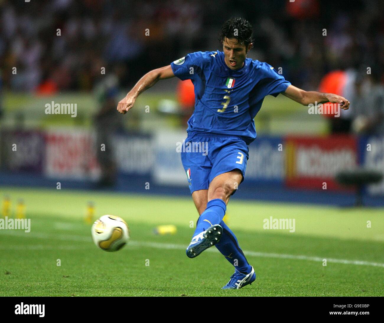 Germany italy 2006 world cup grosso hi-res stock photography and images ...