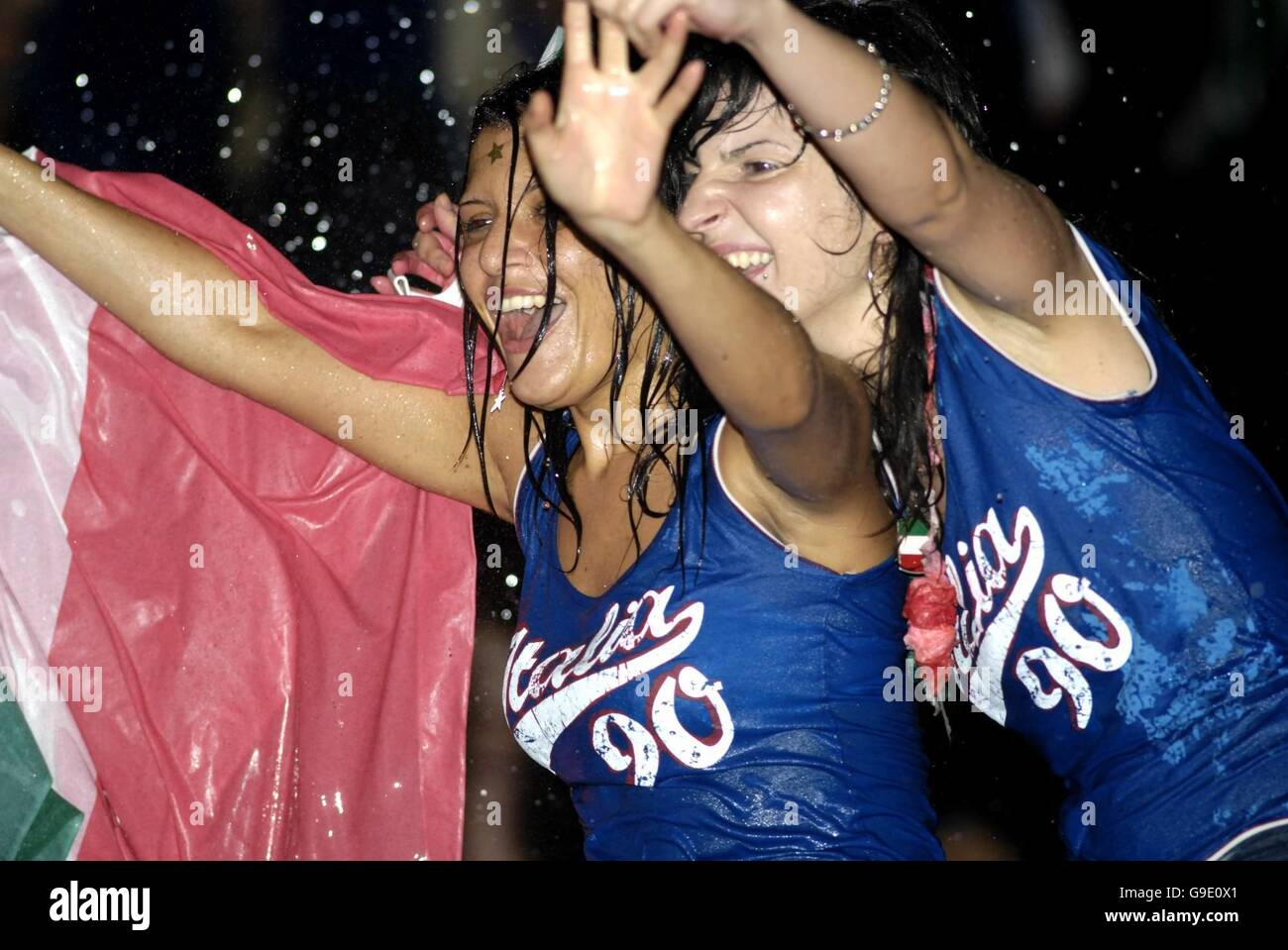 Italian football fans celebrate Italy`s World Cup final victory over ...