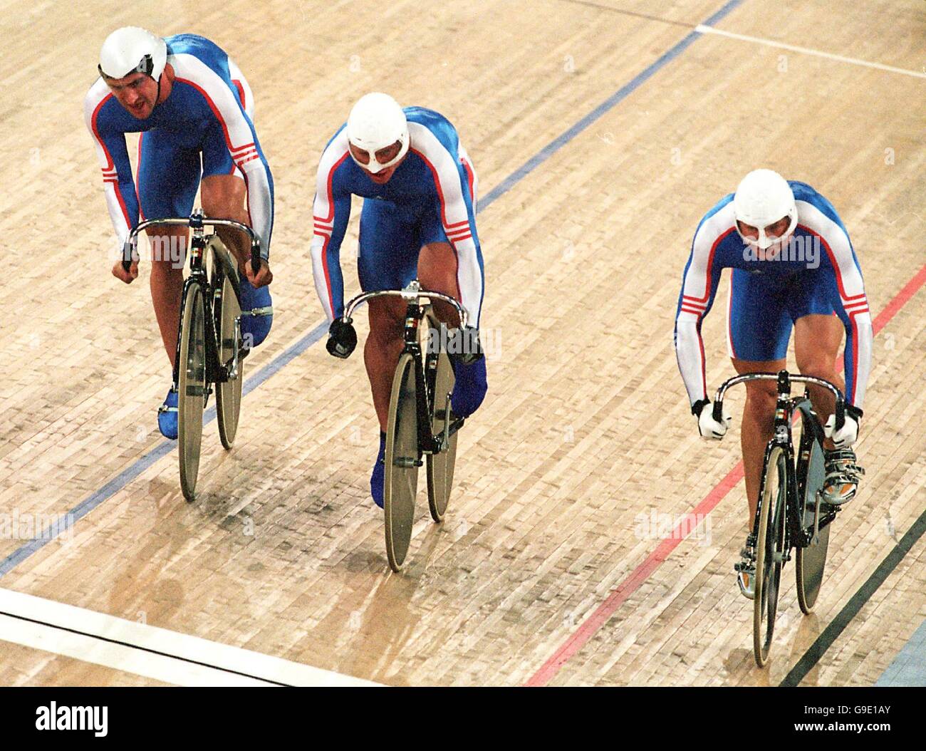 Sydney 2000 Olympics - Cycling - Men's Olympic Sprint - Final. Great ...