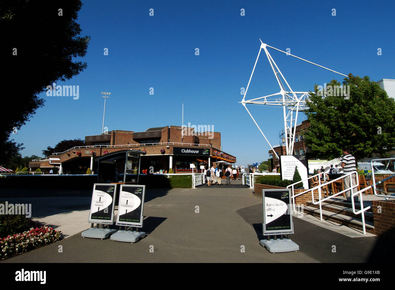 Horse Racing - Best of British Evening - Kempton Park Racecourse Stock ...