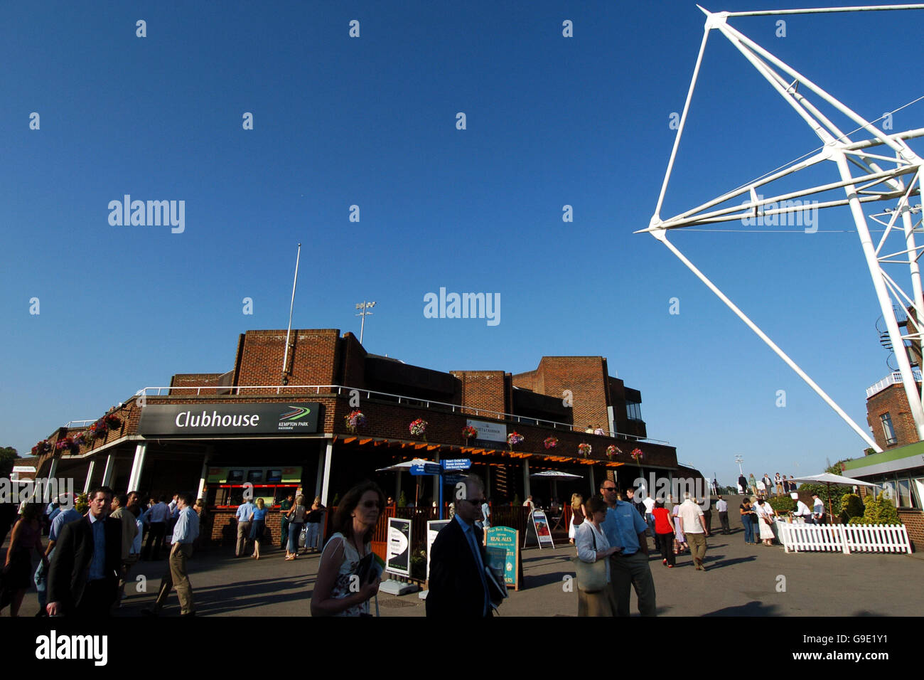 Horse Racing - Best of British Evening - Kempton Park Racecourse Stock ...