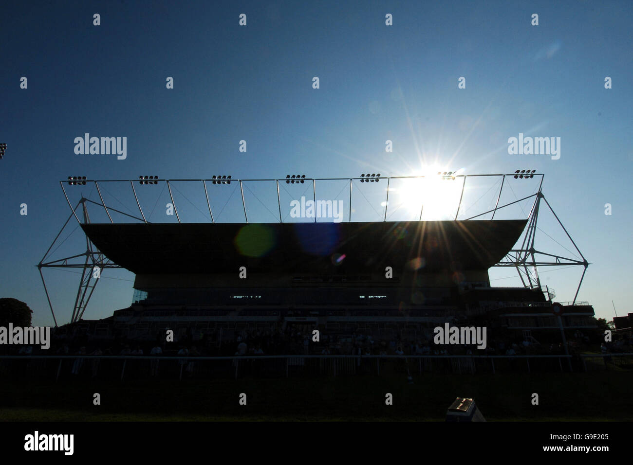 Horse Racing - Best of British Evening - Kempton Park Racecourse Stock ...