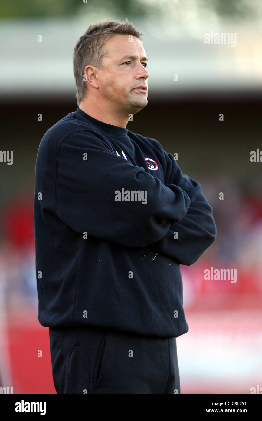 Nigel jemson nottingham forest hi-res stock photography and images - Alamy