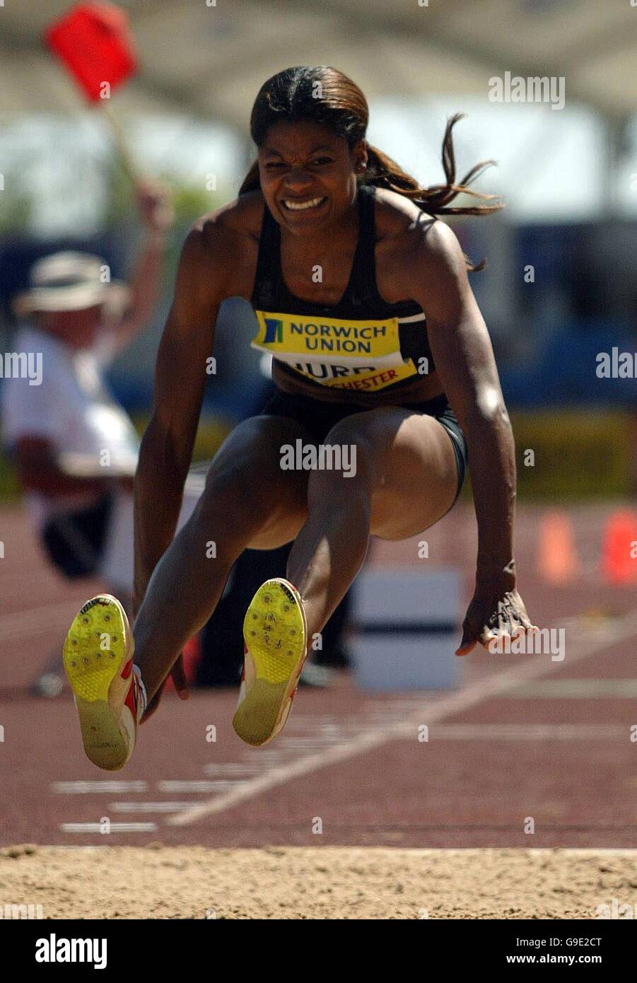 Womans triple jump hi-res stock photography and images - Alamy