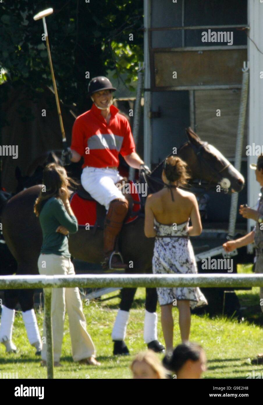 Kate middleton mounted prince william rundle cup day in tidwoth hi-res ...