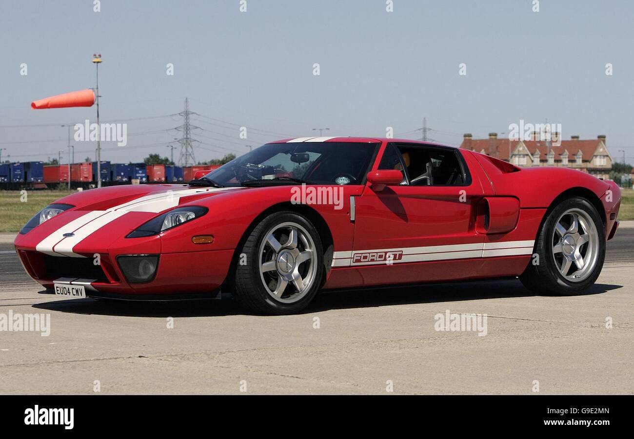 A Ford GT, driven by Autocar's Editor at large, Steve Sutcliffe on the ...