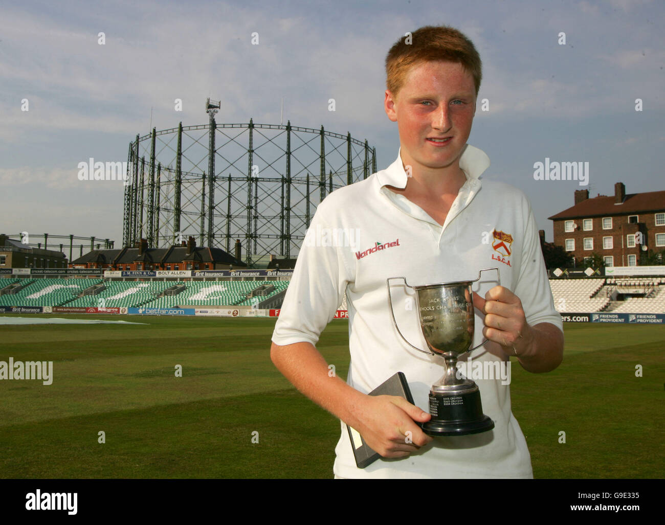 The jack hobbs trophy hi-res stock photography and images - Alamy