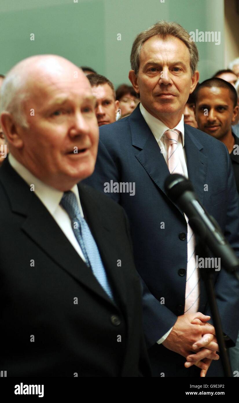 Prime minister tony blair left and home secretary hi-res stock ...