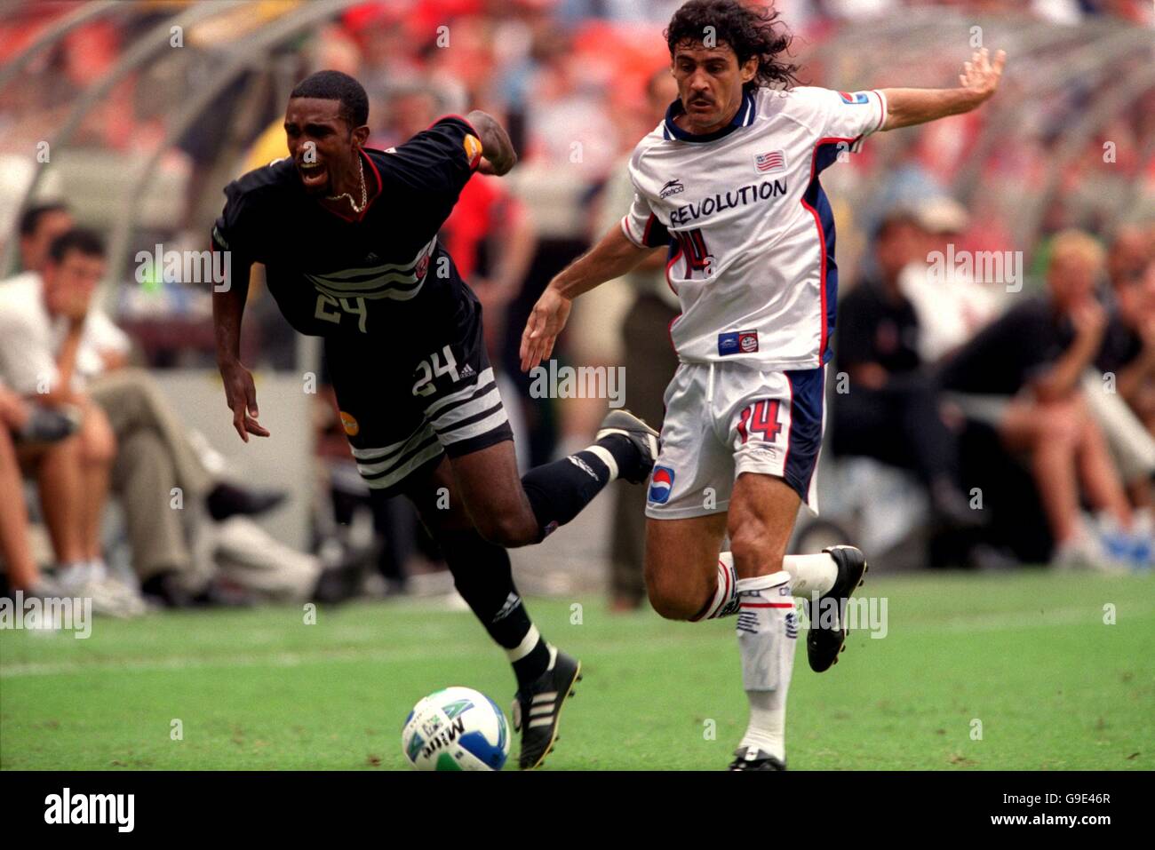 New england revolutions leonel alvarez hi-res stock photography and ...