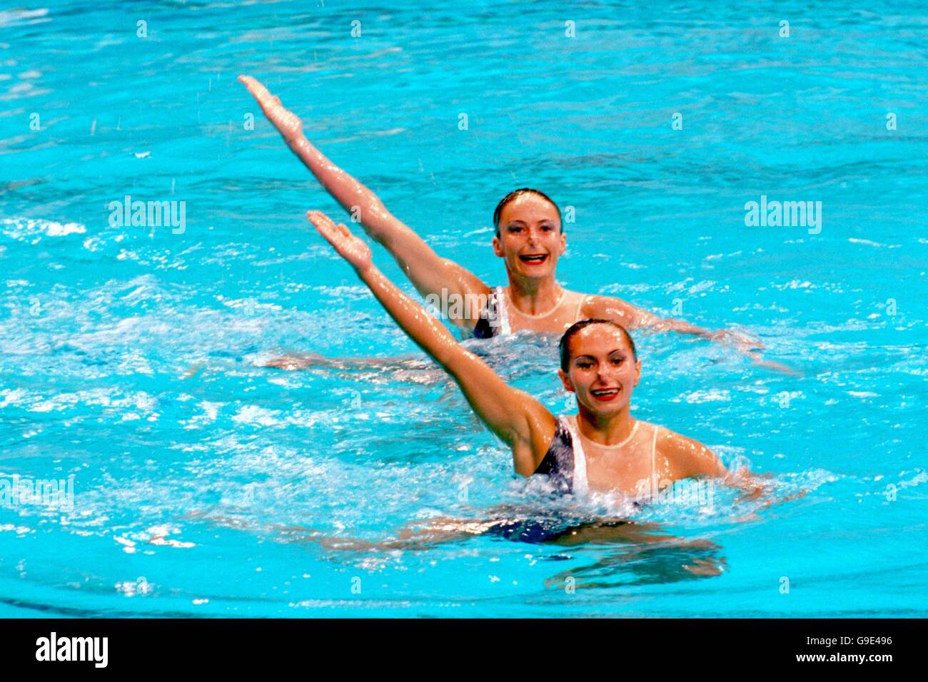 Sydney 2000 Olympics - Synchronized Swimming - Duet Free Routine ...