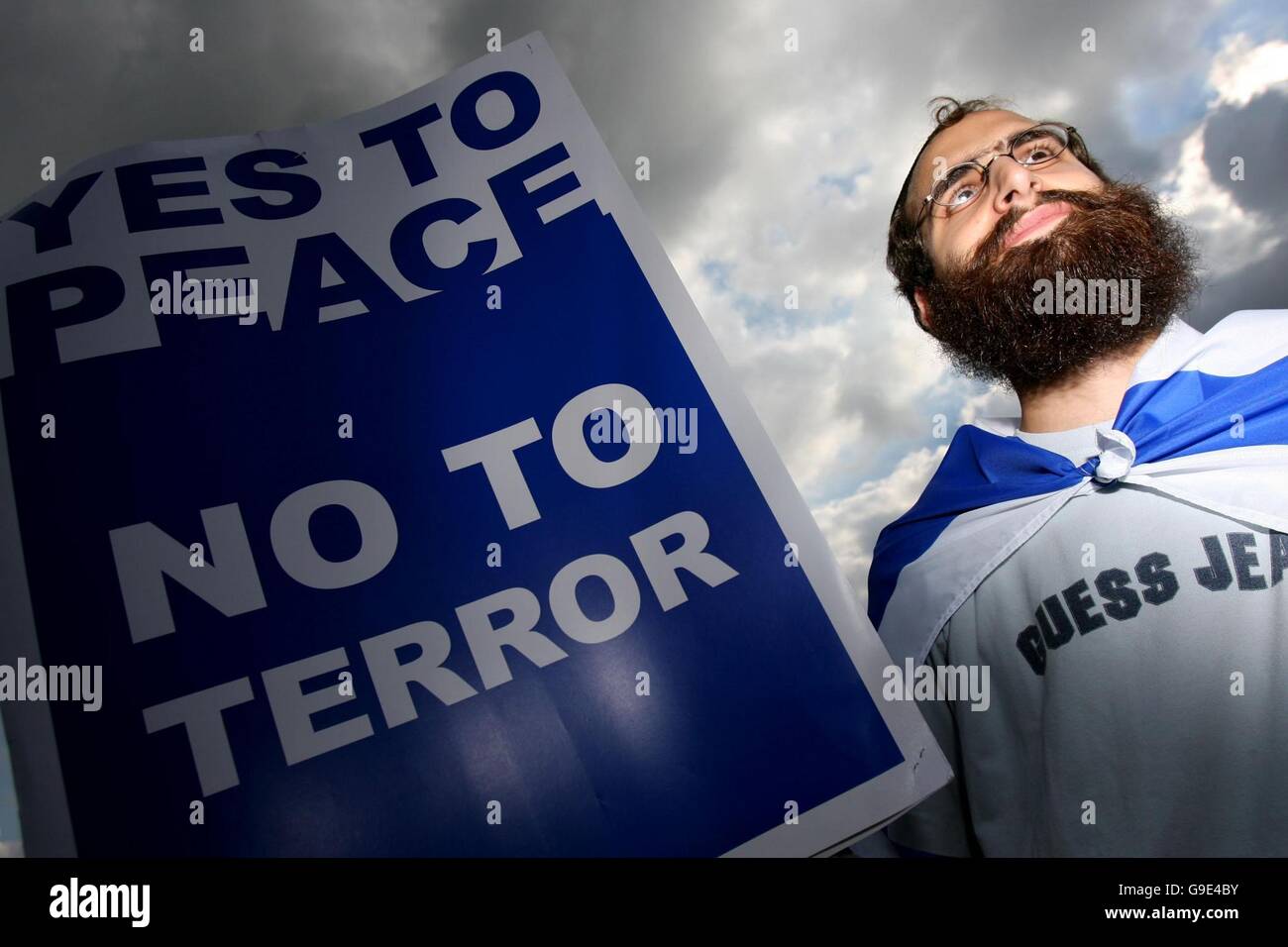 Gershon odze hi-res stock photography and images - Alamy