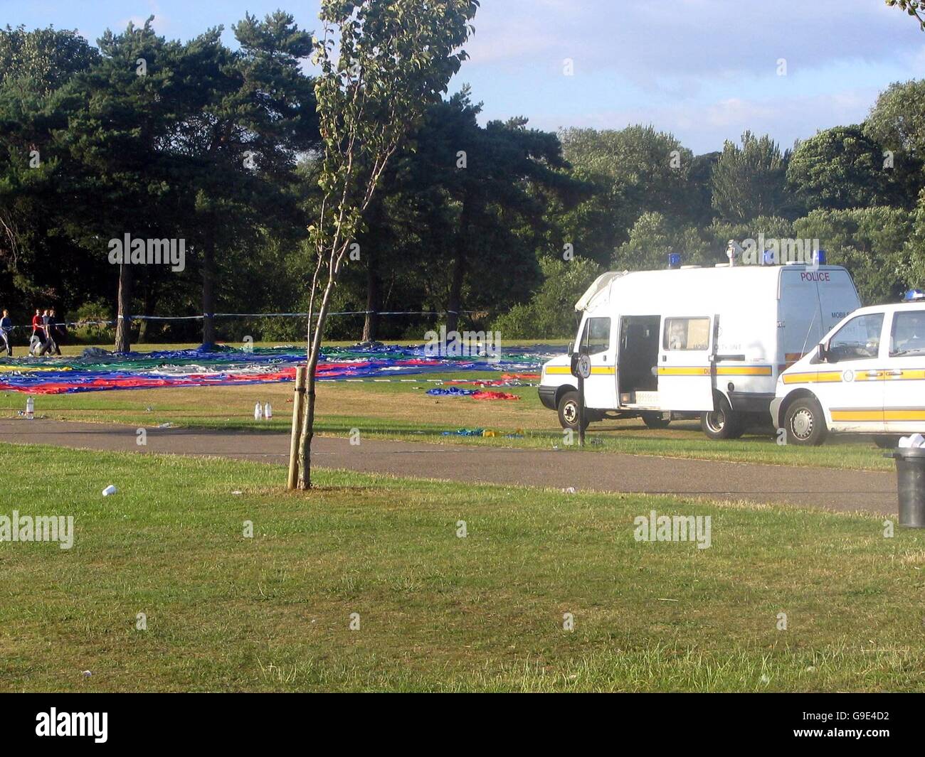 Two killed in inflatable artwork accident hi-res stock photography and ...