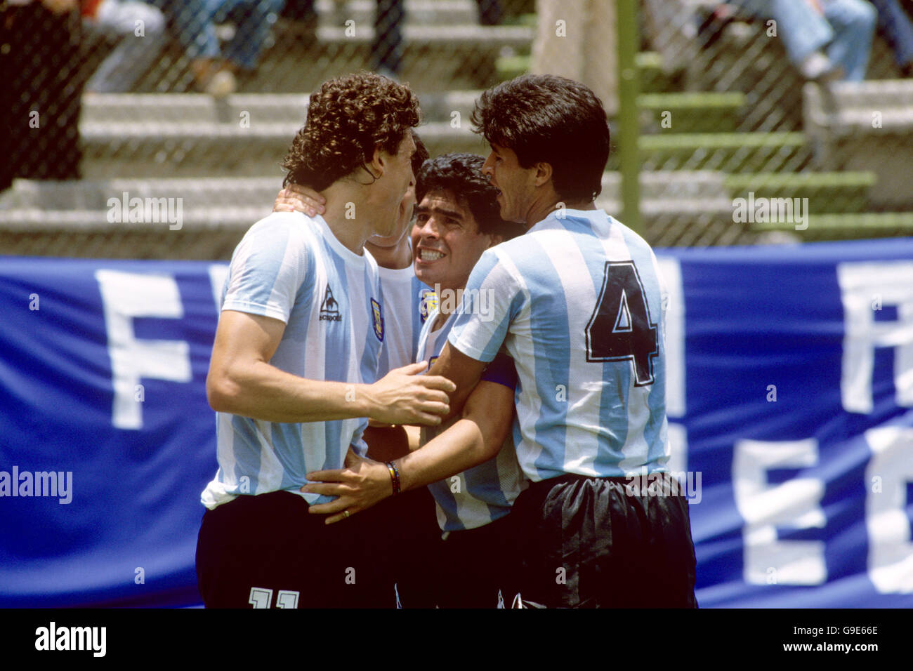 Jorge valdano 1986 italy hi-res stock photography and images - Alamy