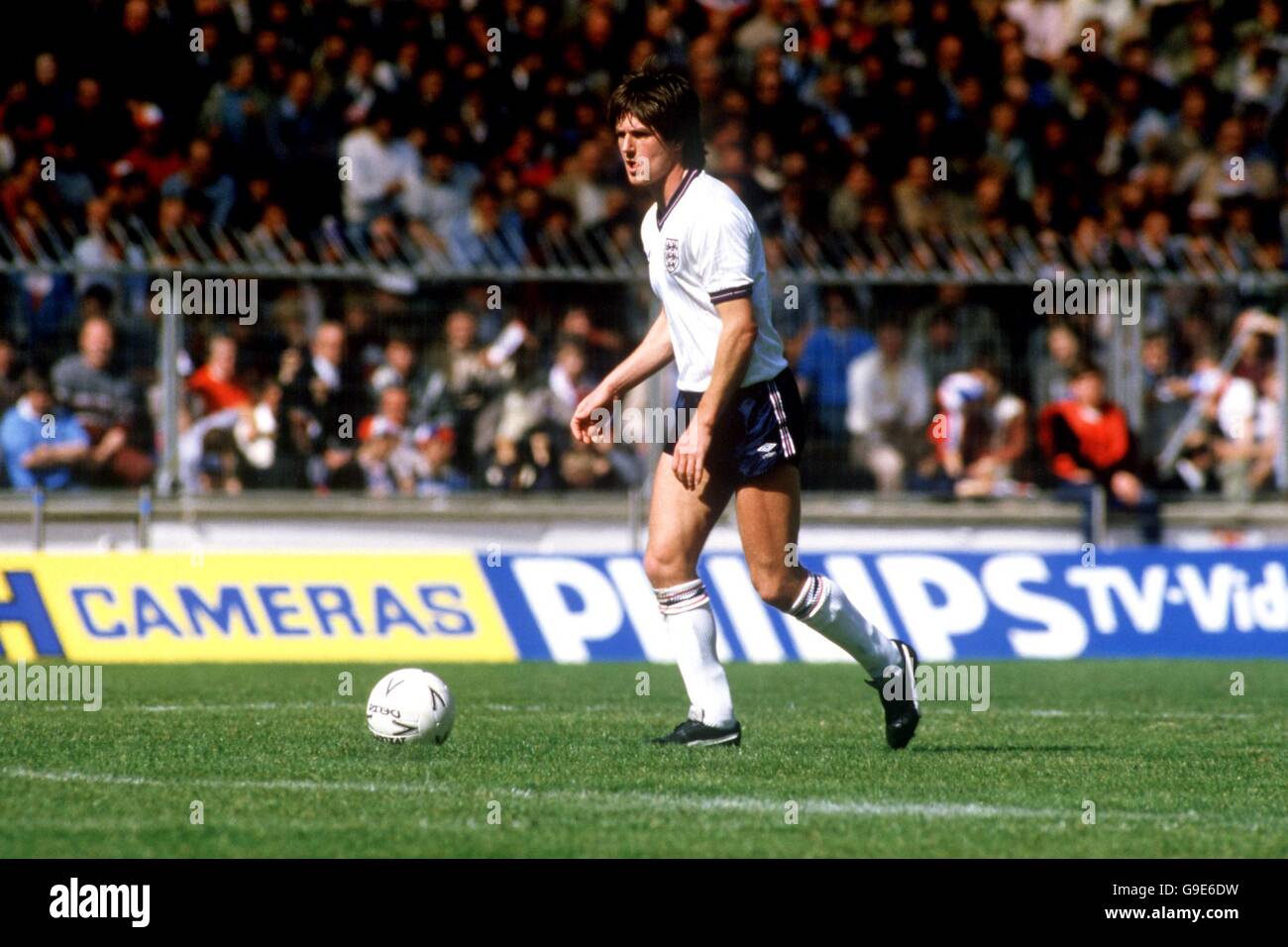 Soccer - Friendly - England v USSR Stock Photo - Alamy