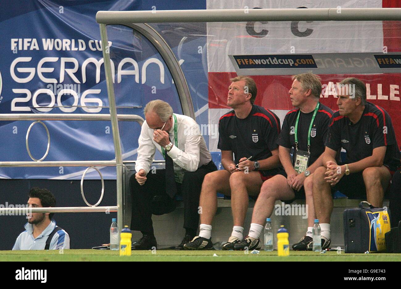 England coaches steve mcclaren hi-res stock photography and images - Alamy