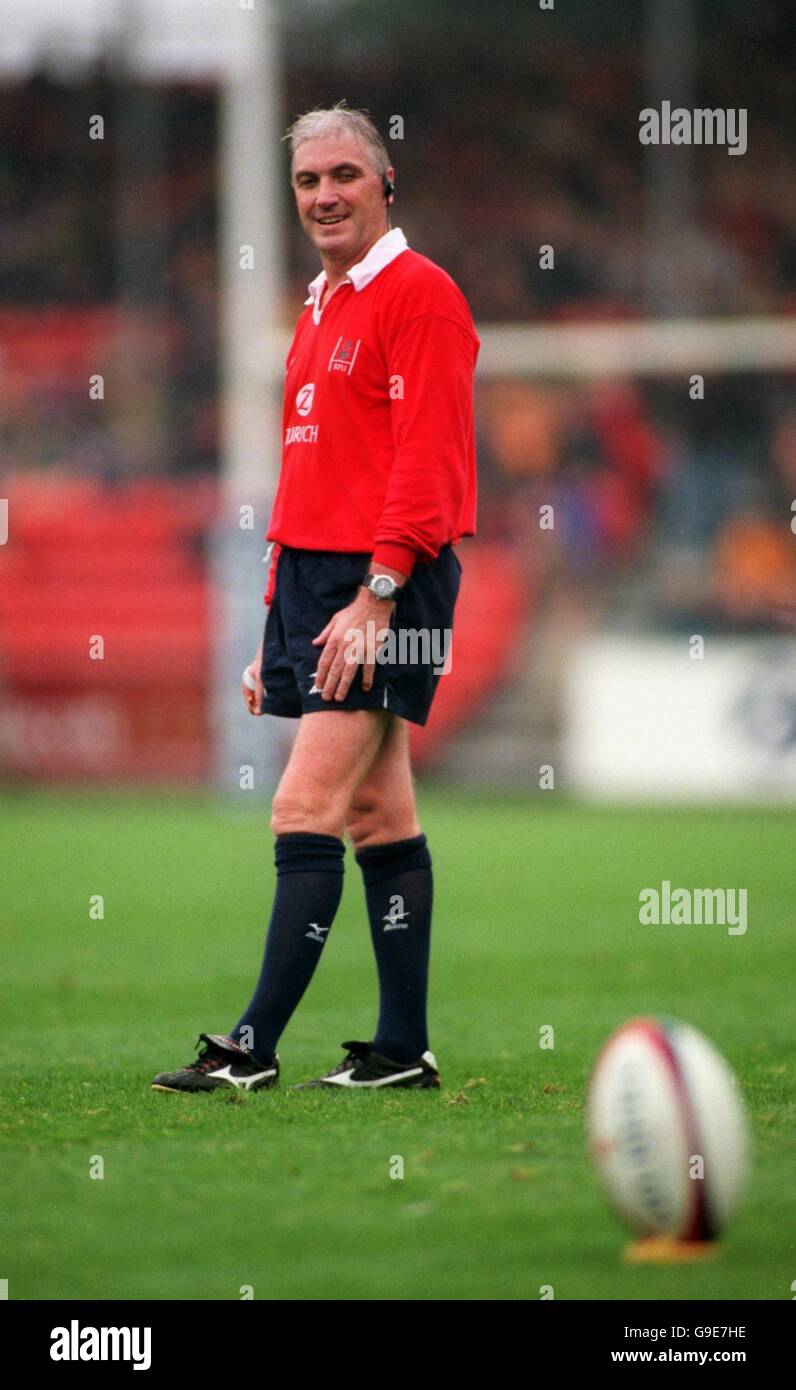 Ed morrison referee hi-res stock photography and images - Alamy