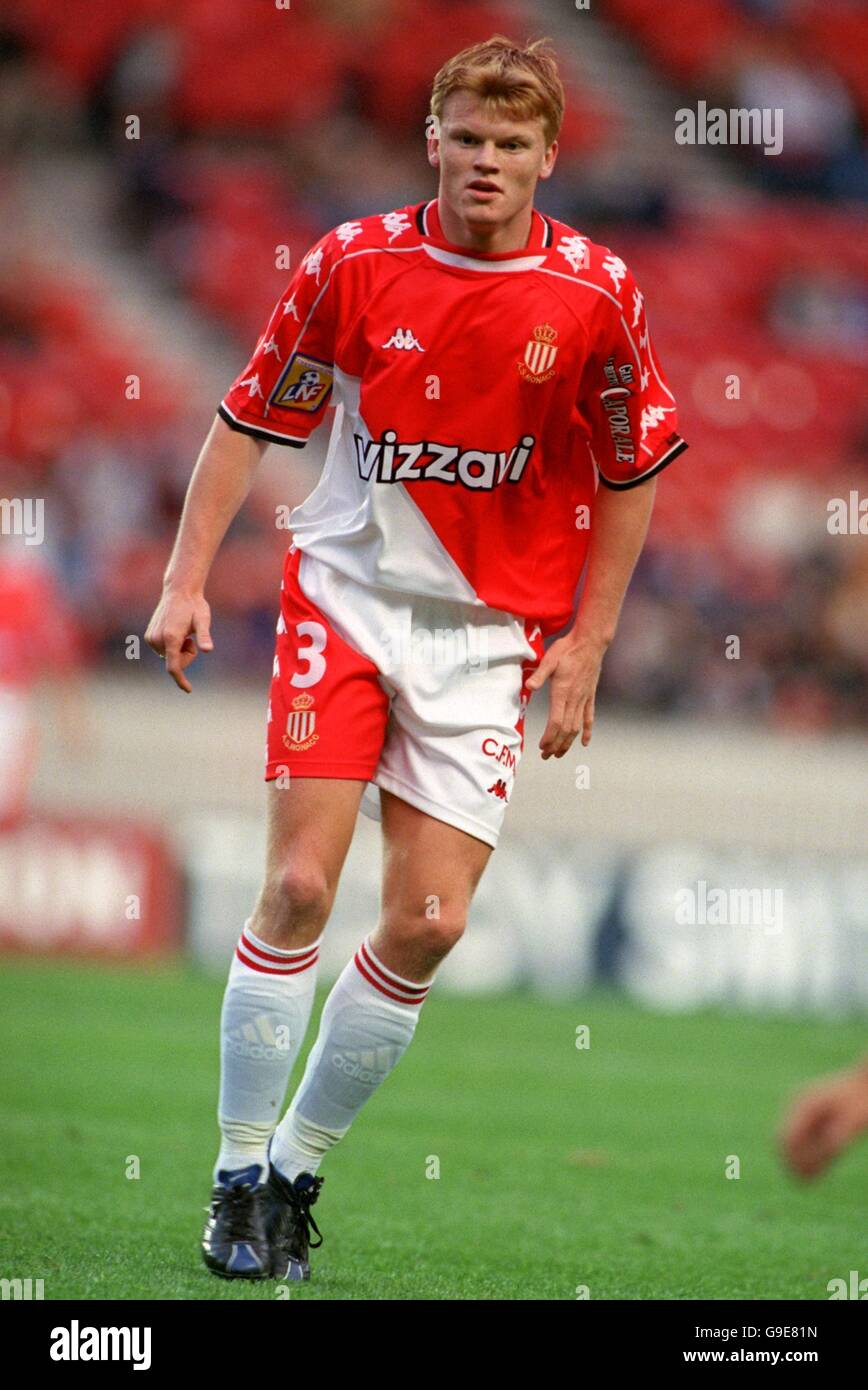 John arne riise monaco hi-res stock photography and images - Alamy