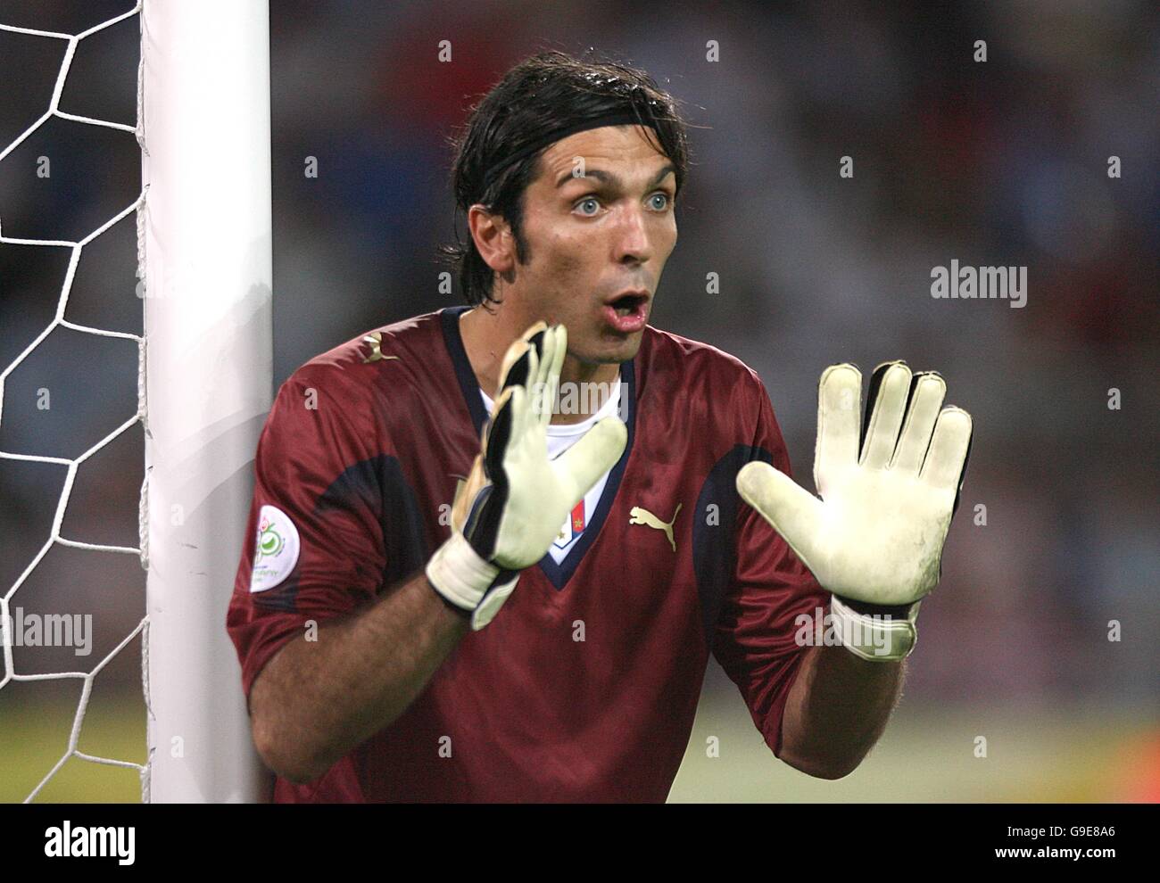Gianluigi buffon 2006 italy hi-res stock photography and images - Alamy